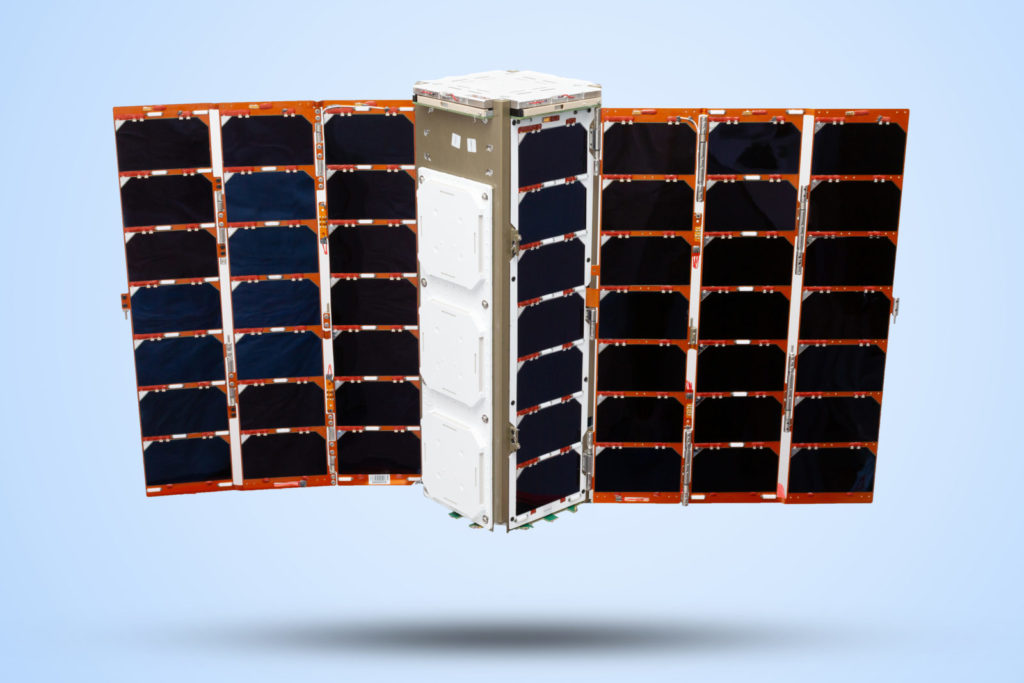 The Low Earth Multi-Use Receiver (LEMUR) - Spire : Global Data and ... The Low Earth Multi-Use Receiver (LEMUR) - Spire : Global Data and ...
